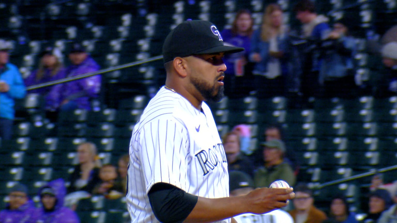 Germán Márquez earns six strikeouts in five innings | 09/21/2022 | MLB.com