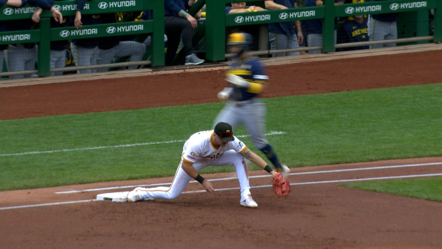 Durbin grounds into double play, Bauers scores | 09/07/2025 | Milwaukee ...