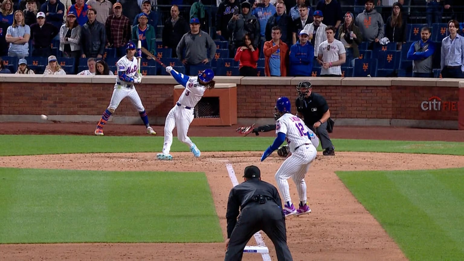 Jesse Winker's RBI groundout | 04/30/2025 | MLB.com