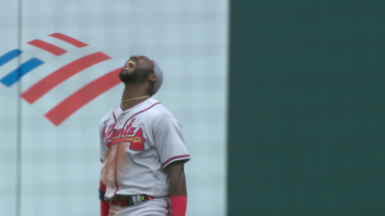 Michael Harris II robs Goldschmidt of a home run | 04/05/2023 | Atlanta ...