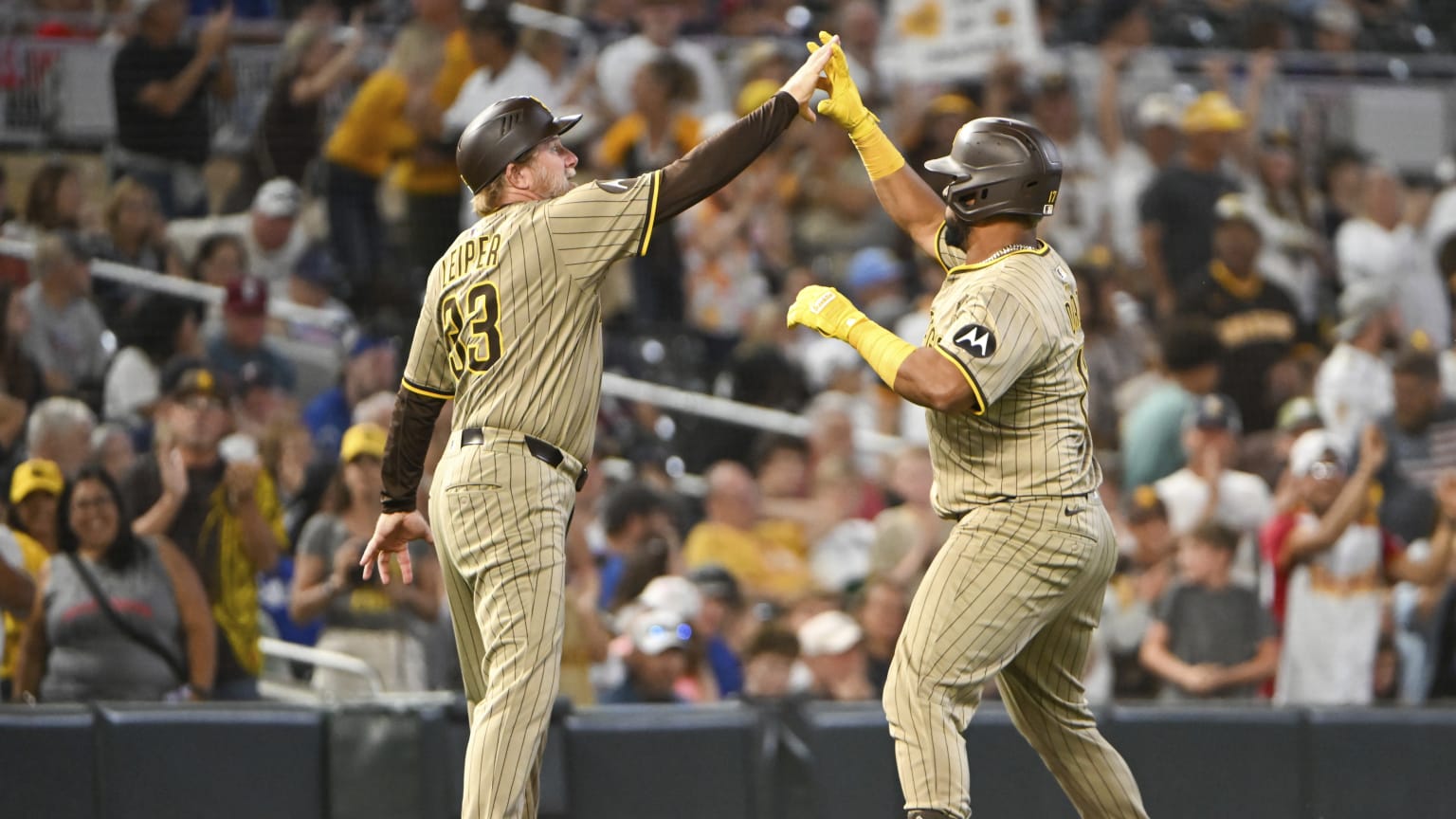 Padres score seven runs in the 7th | 08/30/2025 | San Diego Padres