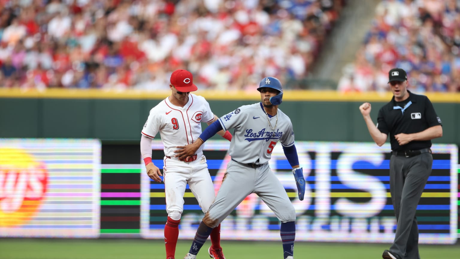 Mookie Betts singles in the 5th | 07/29/2025 | MLB.com