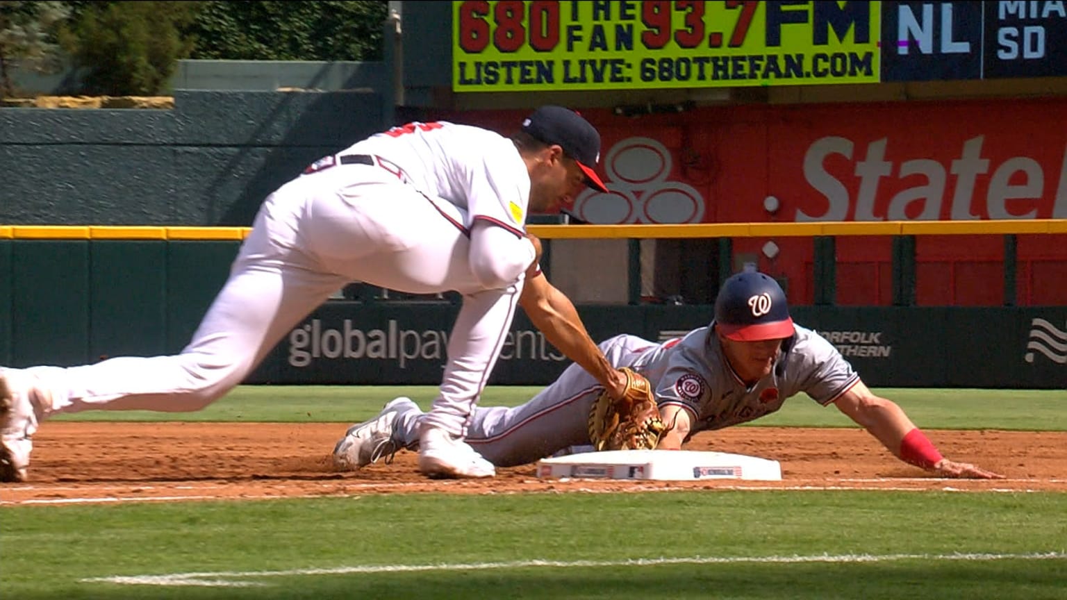 Charlie Morton picks off Jacob Young at first | 05/27/2024 | Atlanta Braves
