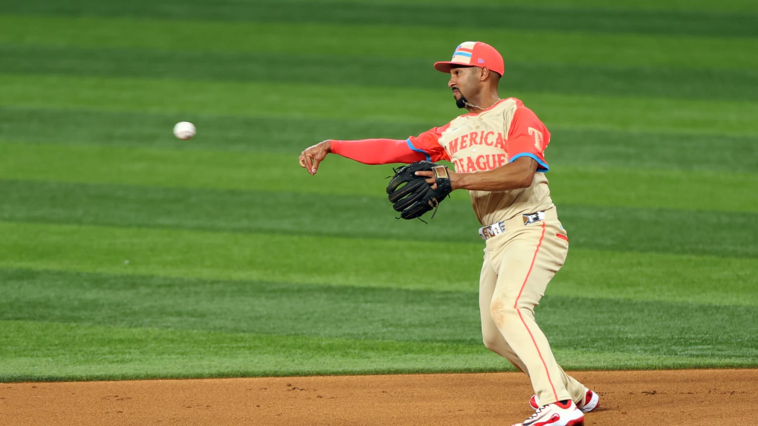 Marcus Semien slides, starts 4-6-3 double play | 07/16/2024 | MLB.com