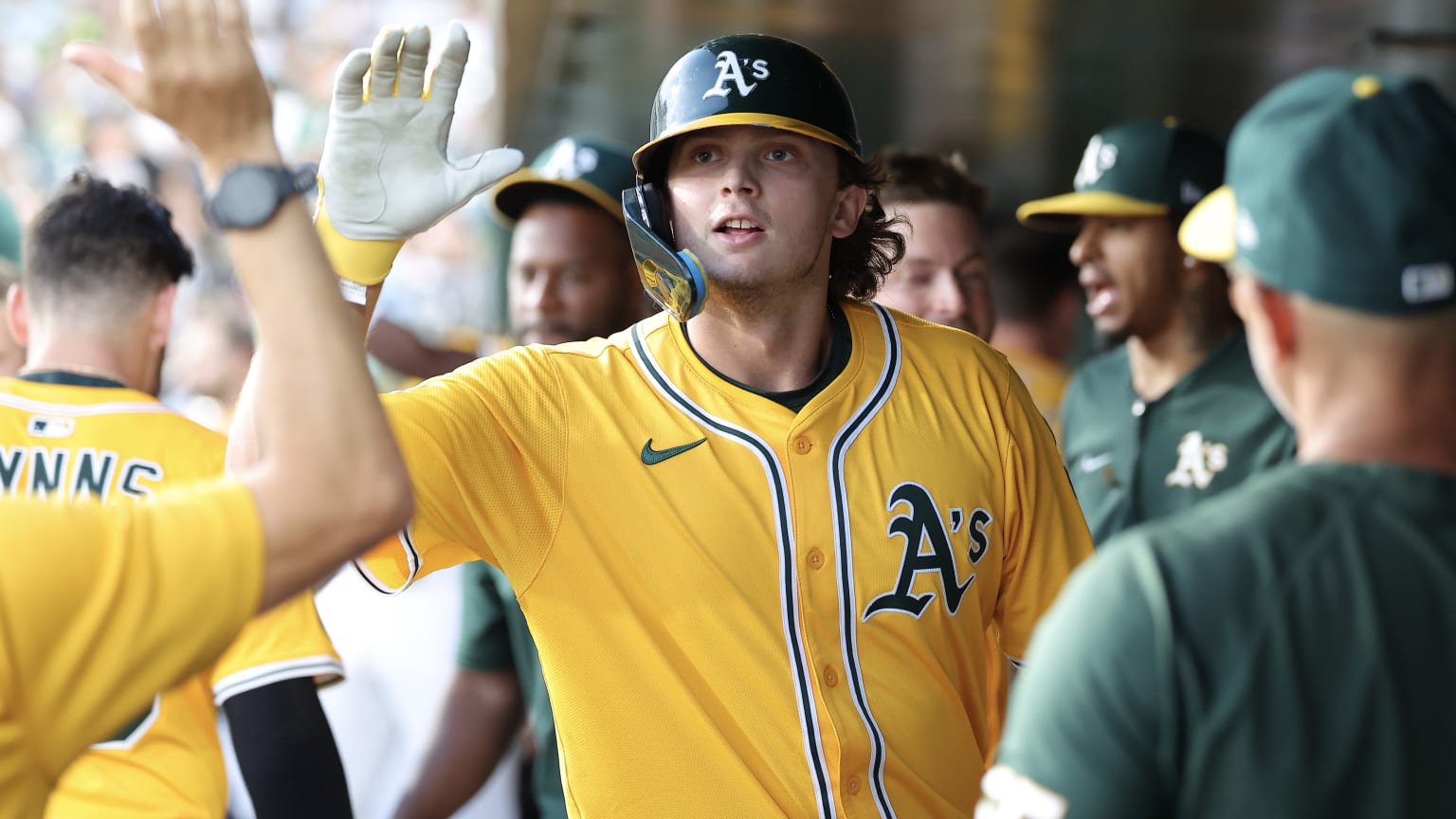 Nick Kurtz's game-tying homer (15) | 07/10/2025 | MLB.com