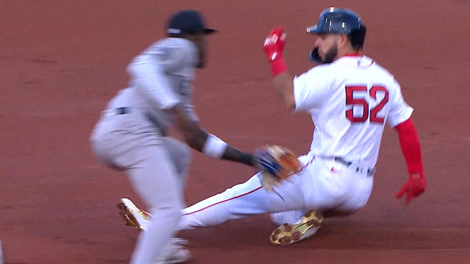 Austin Wells catches Wilyer Abreu trying to steal | 04/23/2026 | New ...