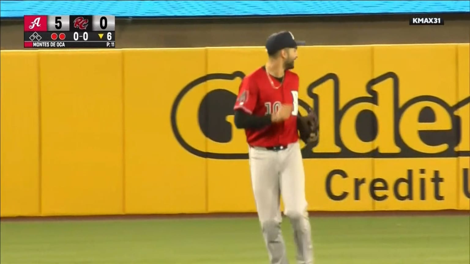 Jordan Lawlar's over-the-shoulder catch | 05/03/2025 | Arizona Diamondbacks