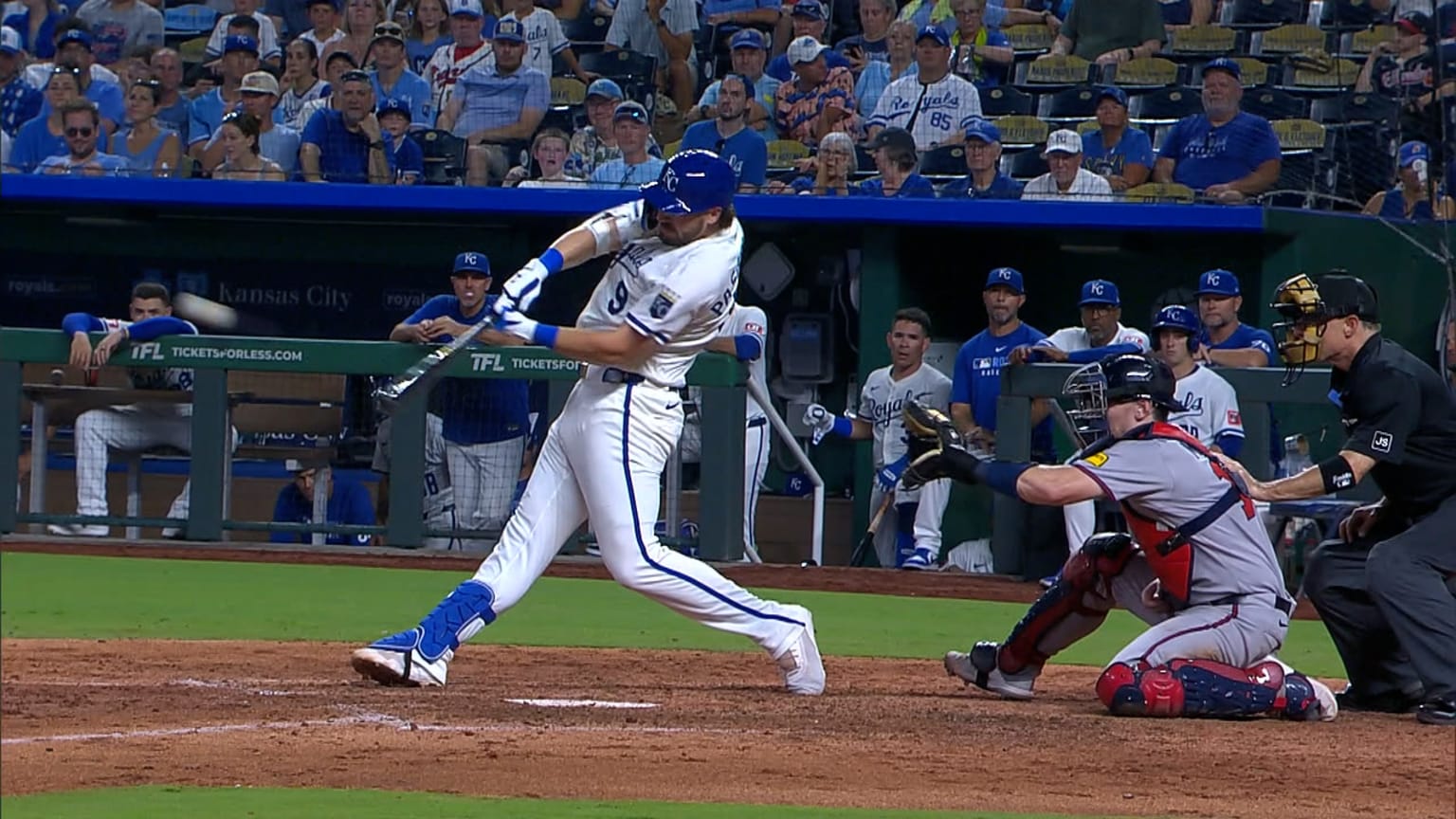 Vinnie Pasquantino's RBI double | 07/28/2025 | Kansas City Royals