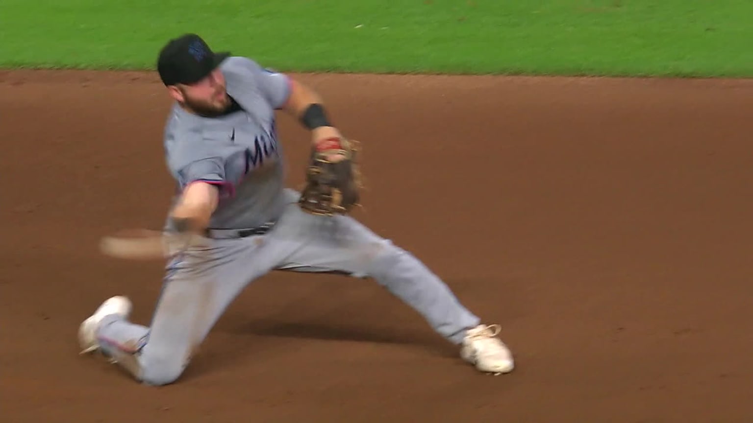 Jake Burger's amazing play | 07/11/2024 | Miami Marlins