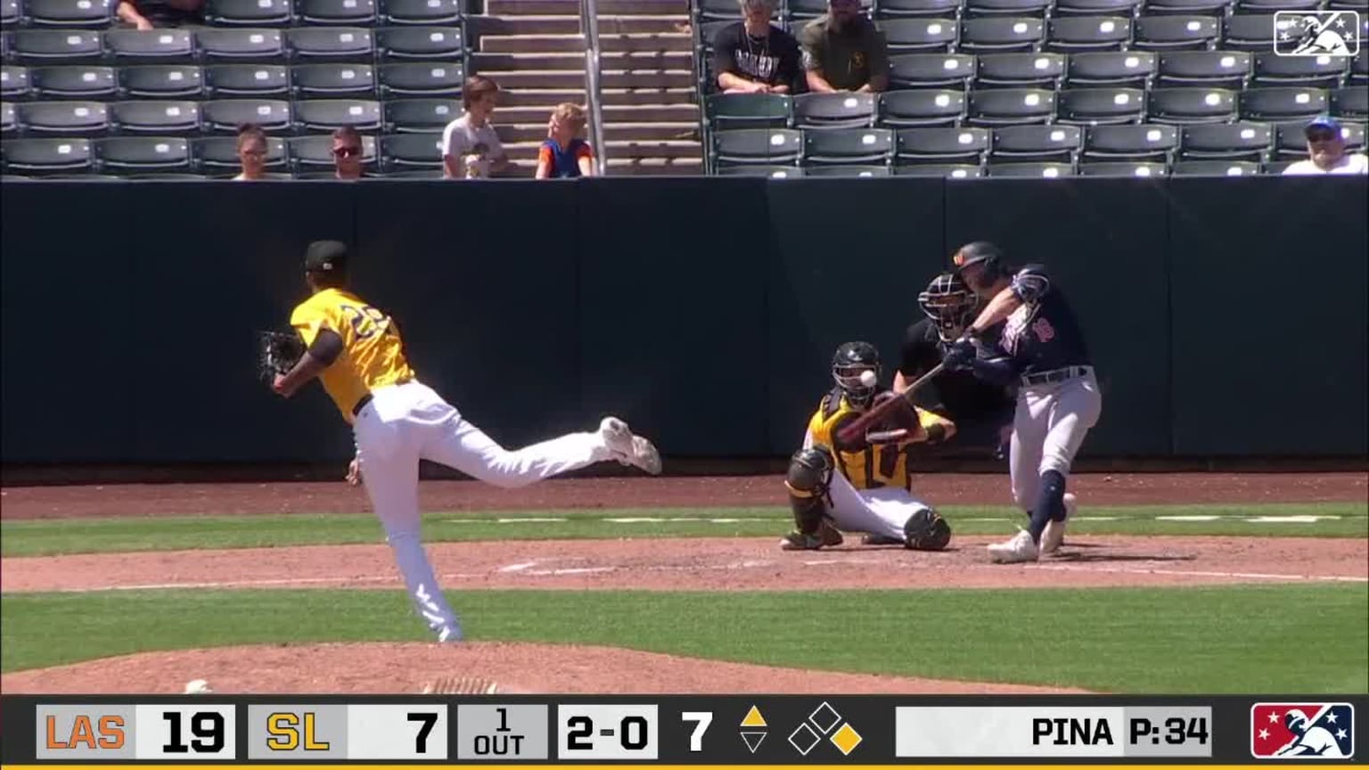 Zack Gelof lifts a two-run home run in the 7th | 05/17/2023 | Athletics