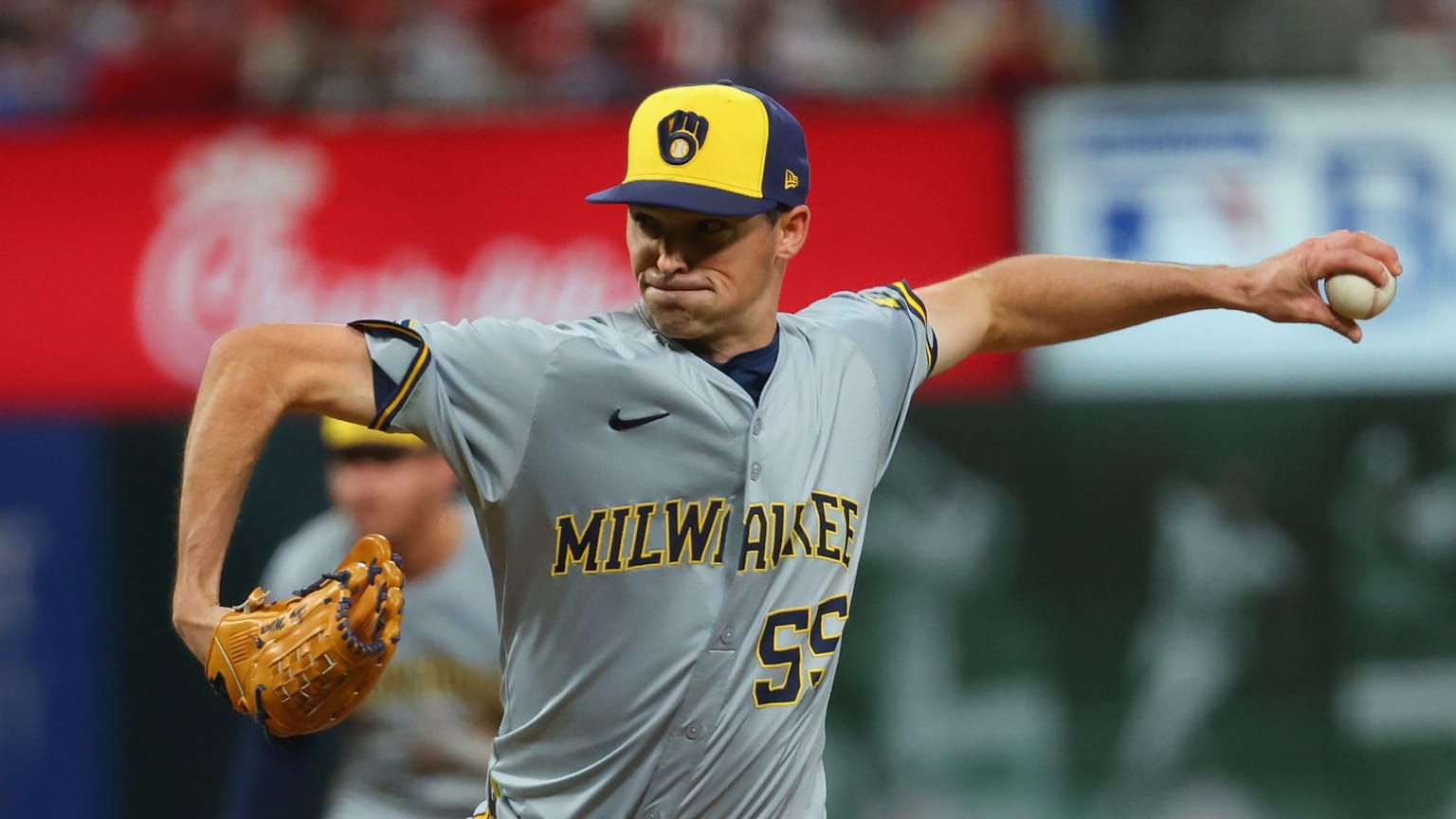 Hoby Milner secures the win | 04/19/2024 | Milwaukee Brewers