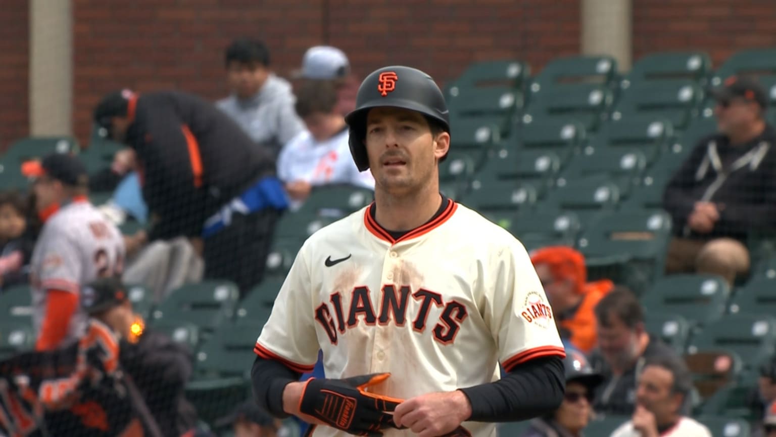 Mike Yastrzemski plates game-tying run | 04/24/2025 | San Francisco Giants
