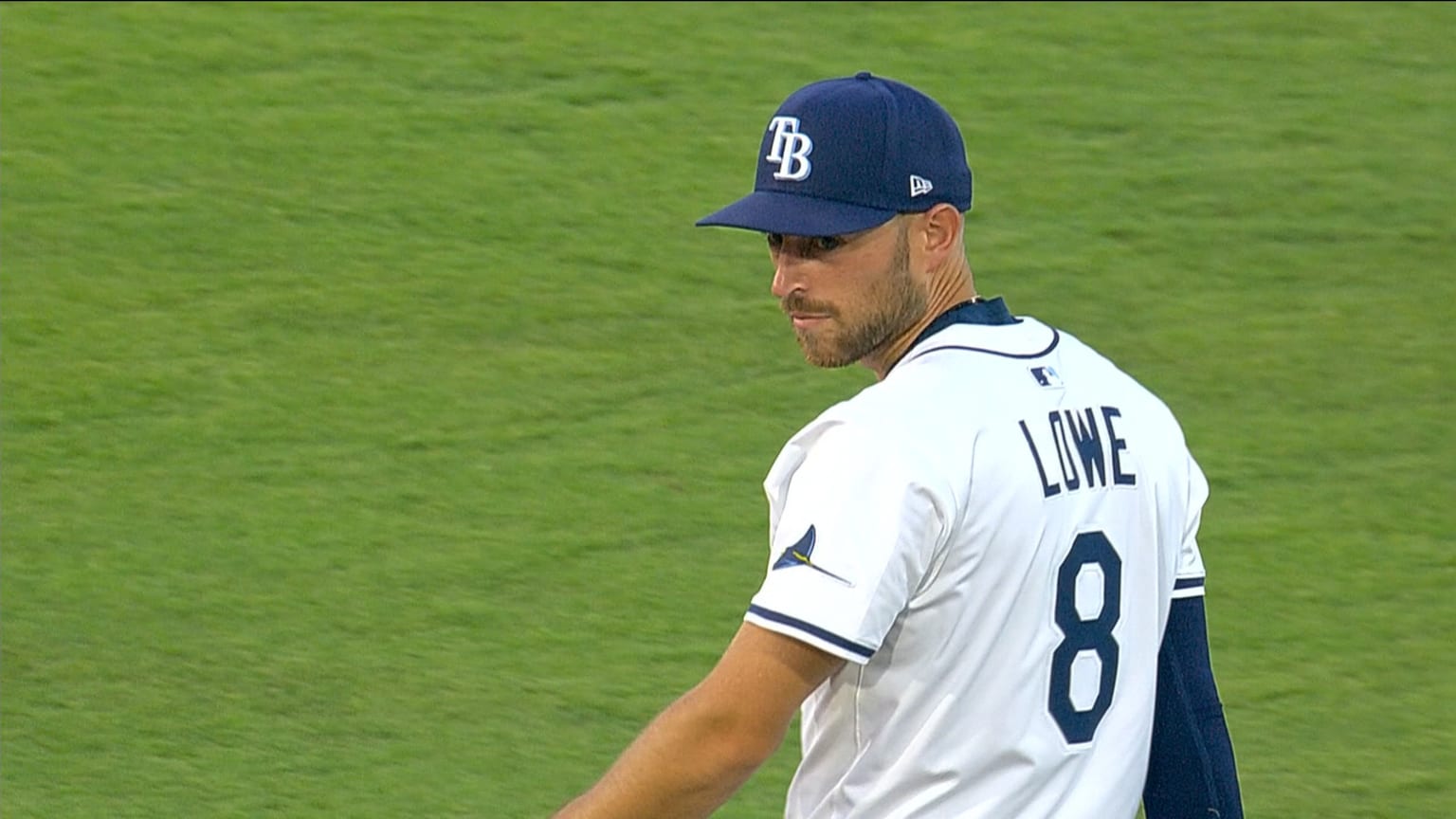 Brandon Lowe atrapa lanzándose | 30/04/2025 | Los Rays de Tampa Bay