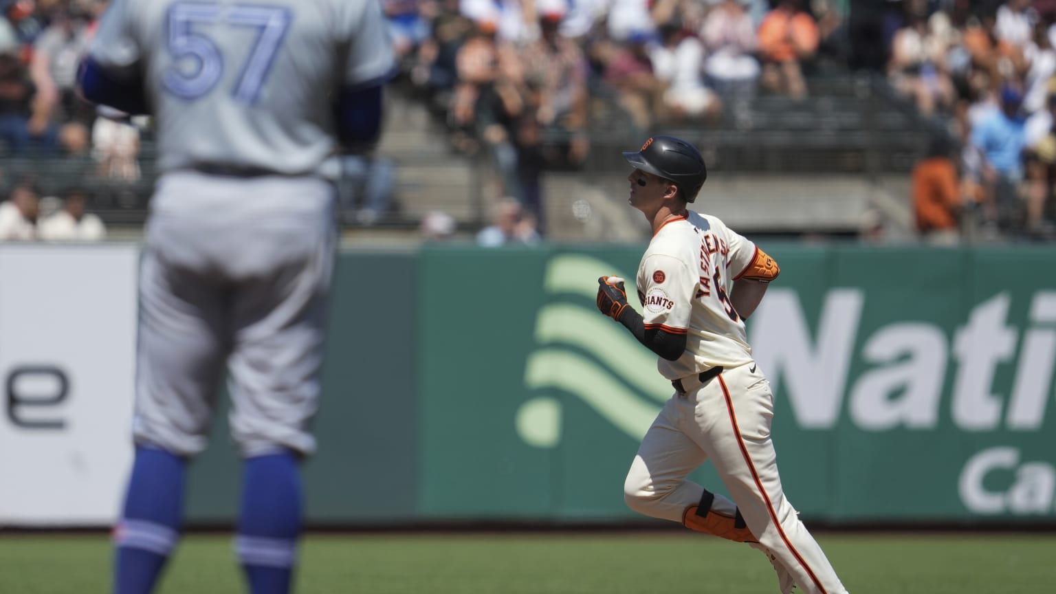 Mike Yastrzemski's solo home run (8) | 07/11/2024 | MLB.com