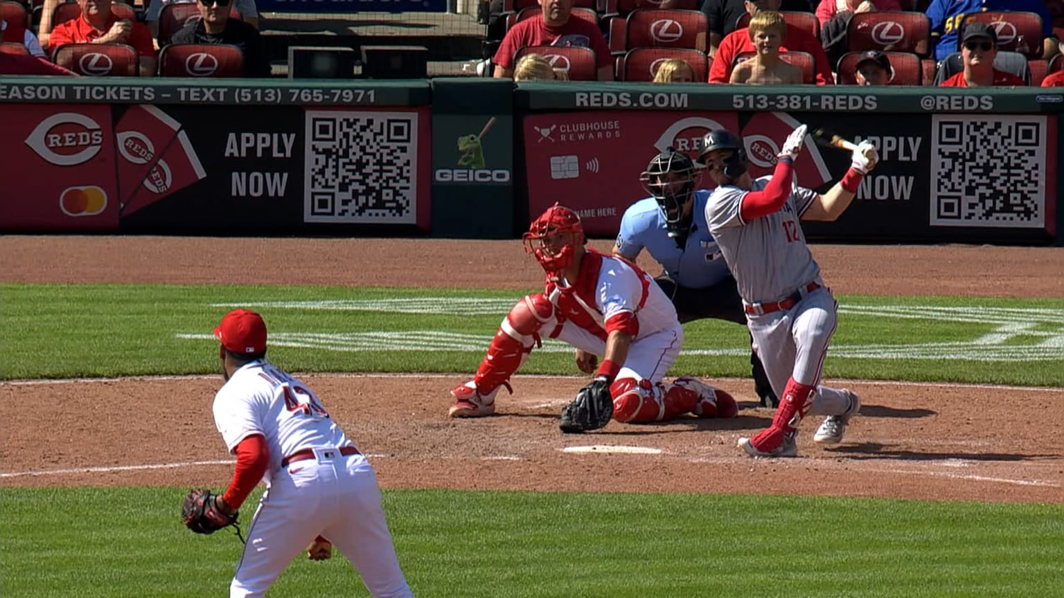 Kyle Farmer hits an RBI single in the 9th inning | 09/20/2023 ...