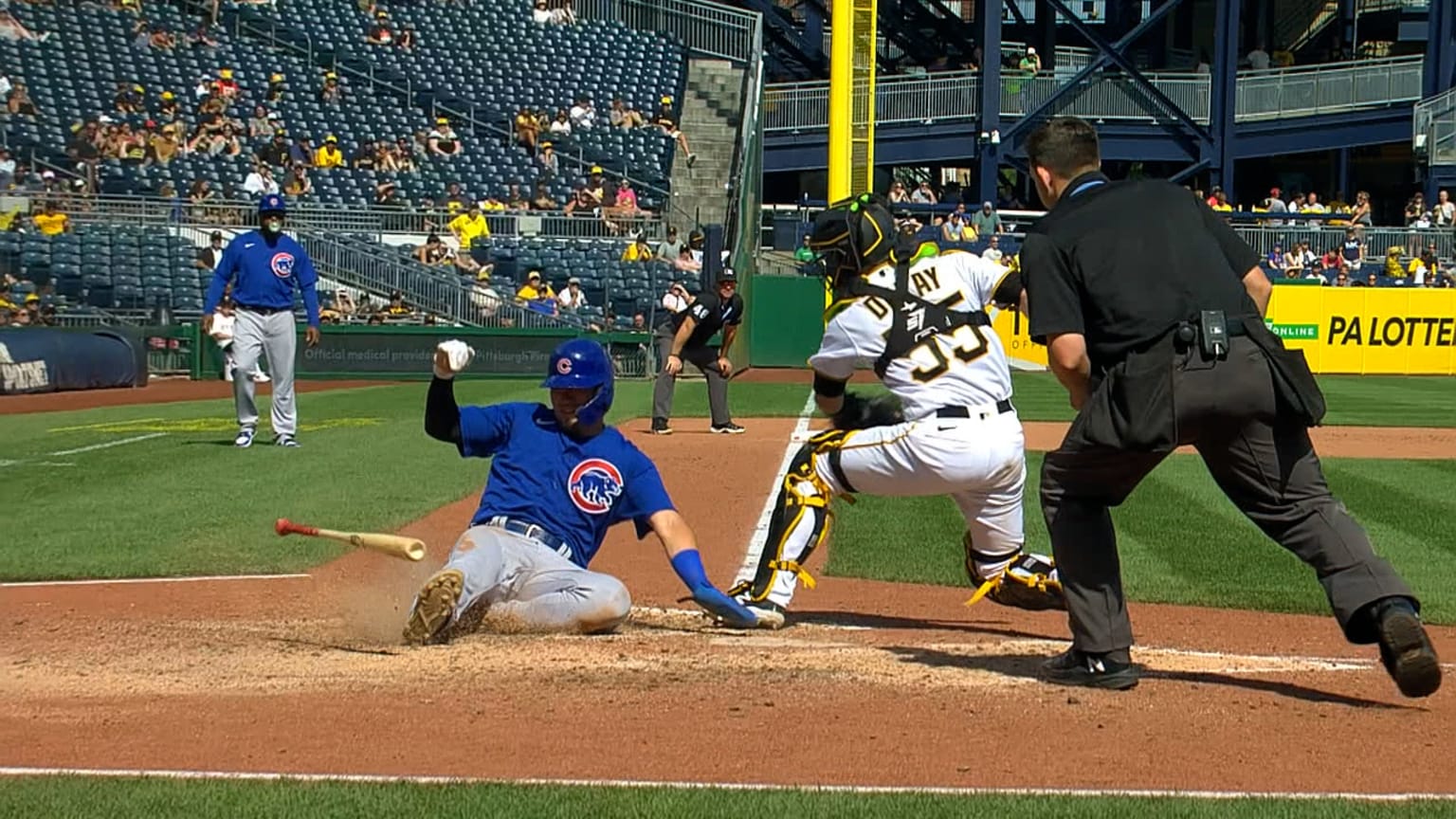 Jeimer Candelario's infield single puts Cubs up 7-1 | 08/27/2023 ...
