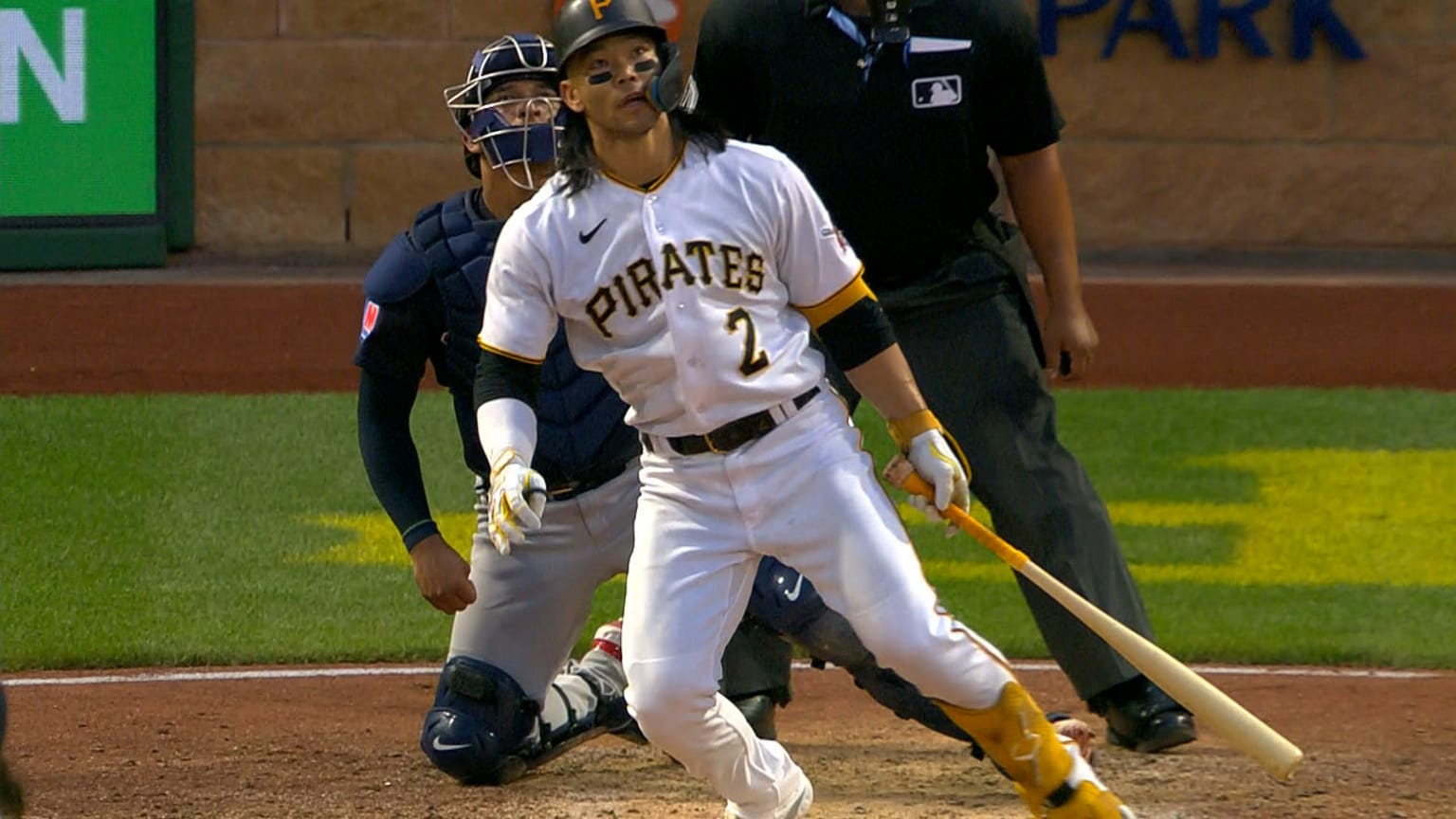Connor Joe demolishes a solo home run to center field | 07/18/2023 ...
