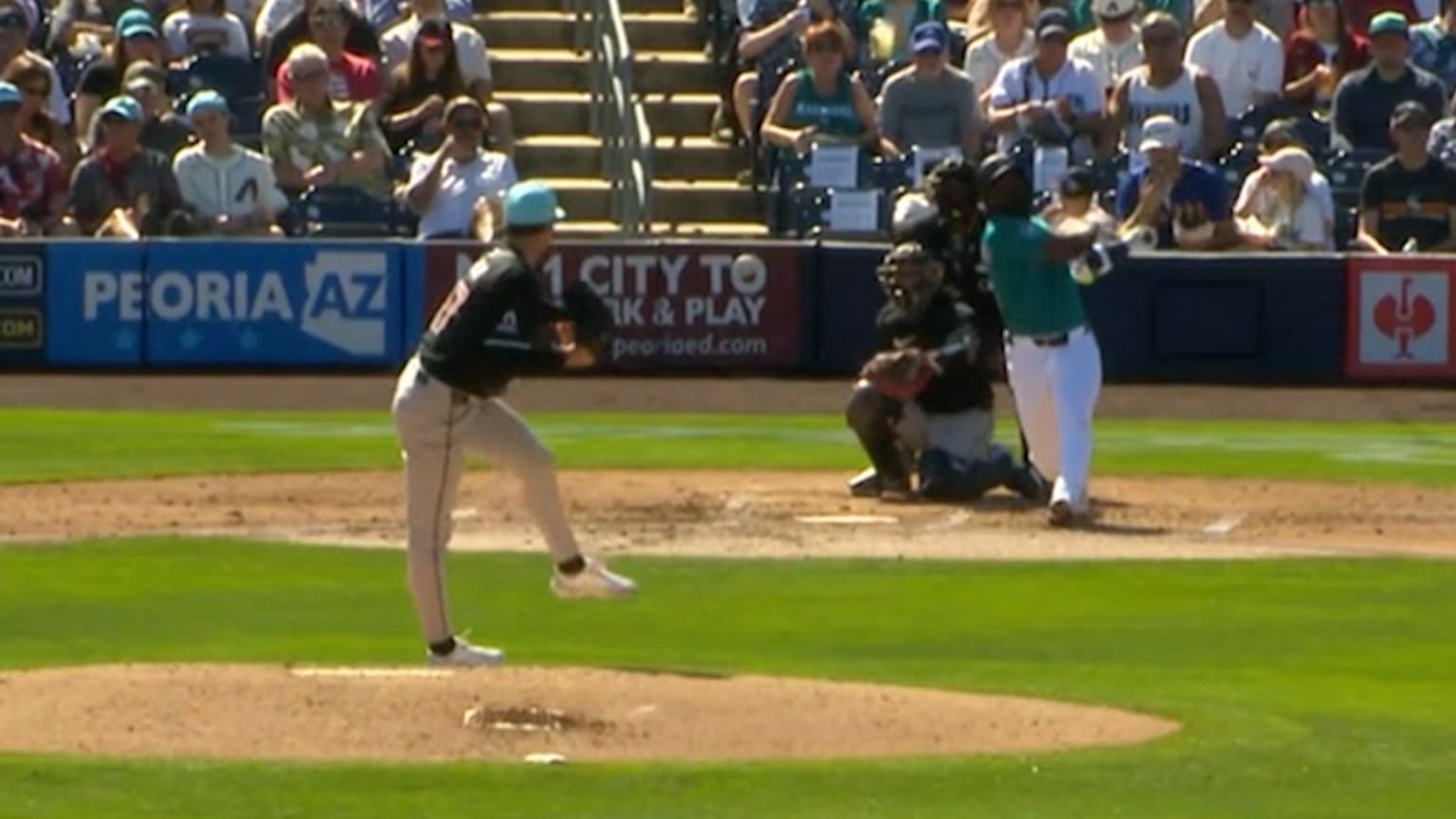 Tommy Henry makes the quick snag | 02/23/2025 | Arizona Diamondbacks