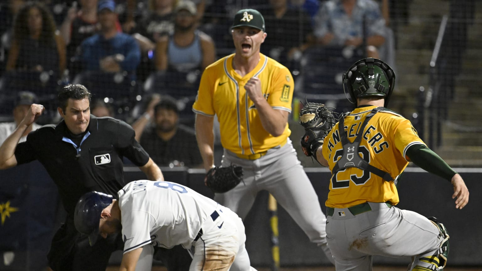 Colby Thomas throws out Brandon Lowe at home | 06/30/2025 | Athletics