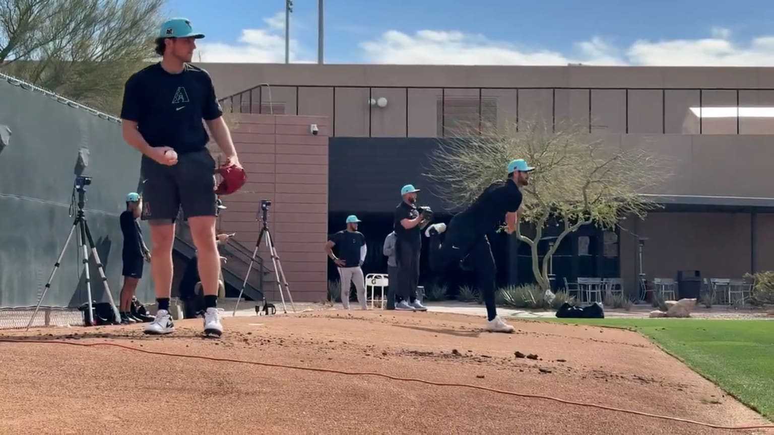 Brandon Pfaadt and Ryan Thompson's bullpen sessions | 02/07/2025 ...