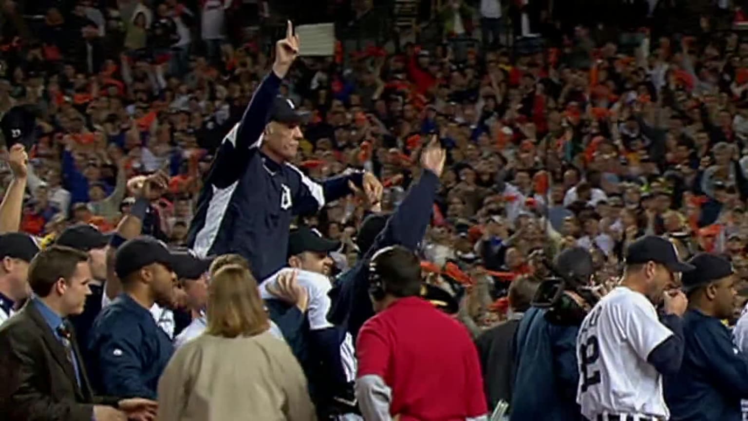 Leyland emotional over number retirement | 06/04/2024 | Detroit Tigers