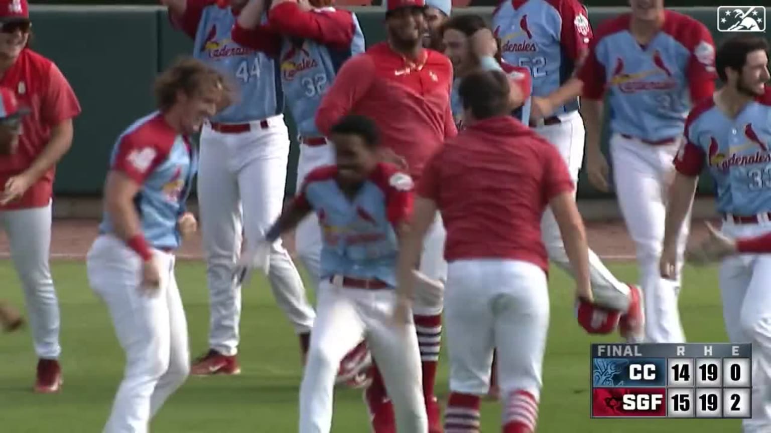 Errol Robinson hits a walk-off single to cap comeback | 08/27/2023 ...