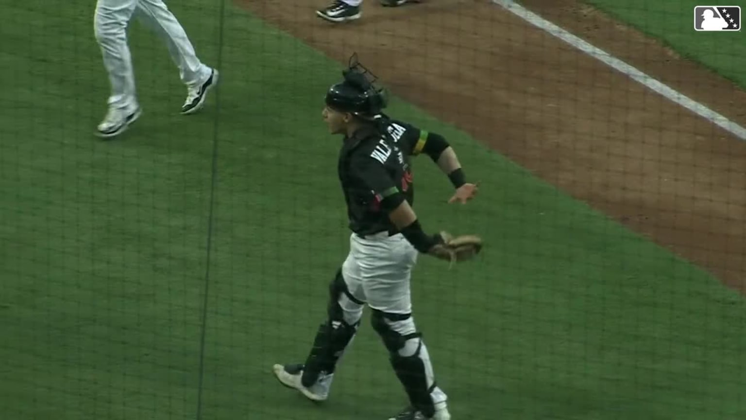 Valenzuela, McCoy combine for the unusual double play | 08/15/2024 ... Valenzuela, McCoy combine for the unusual double play | 08/15/2024 ...