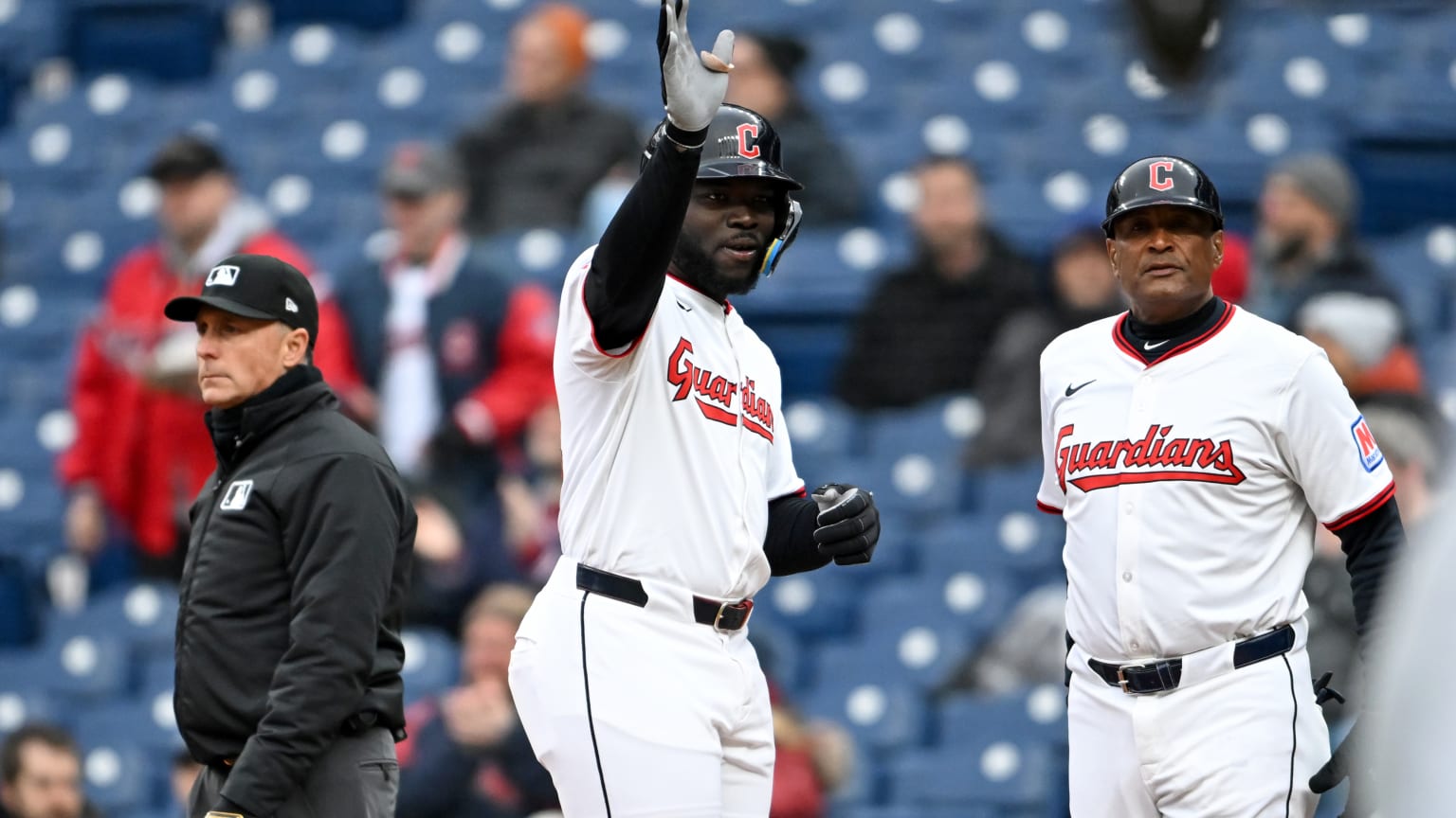 Jhonkensy Noel's RBI single | 04/09/2025 | Cleveland Guardians