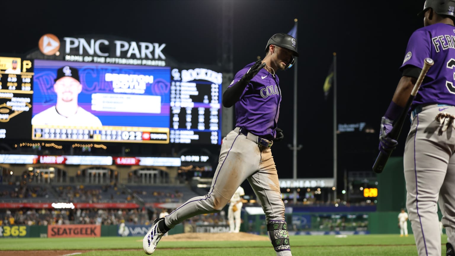 Brenton Doyle libera jonrón solitario en el 9no | 23/08/2025 | Los ...