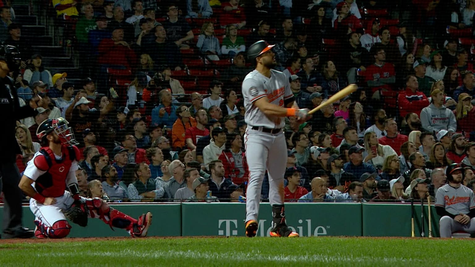 Anthony Santander ties the game at 8 with a homer | 09/27/2022 ...