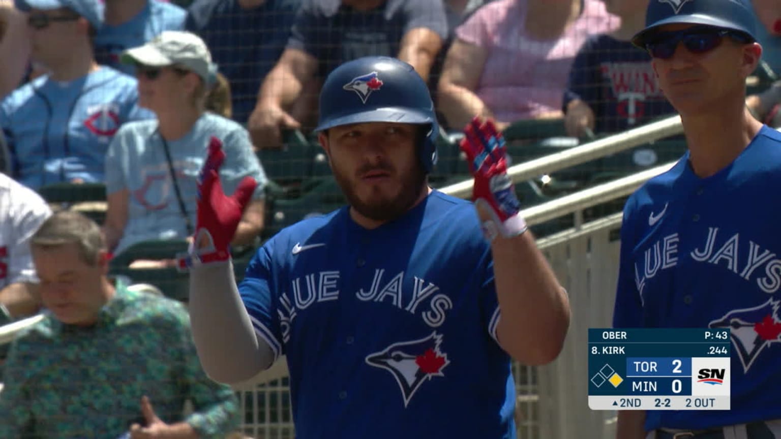 Alejandro Kirk laces an two-run single to center | 05/28/2023 | Toronto Blue Jays