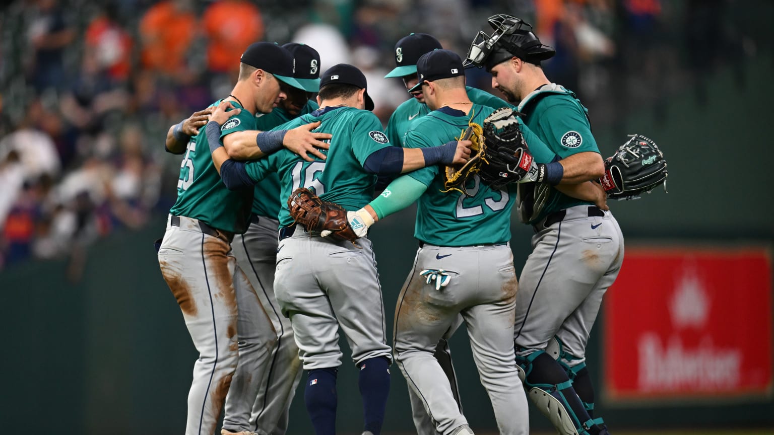 Tayler Saucedo seals Mariners' win over the Astros | 05/04/2024 ...