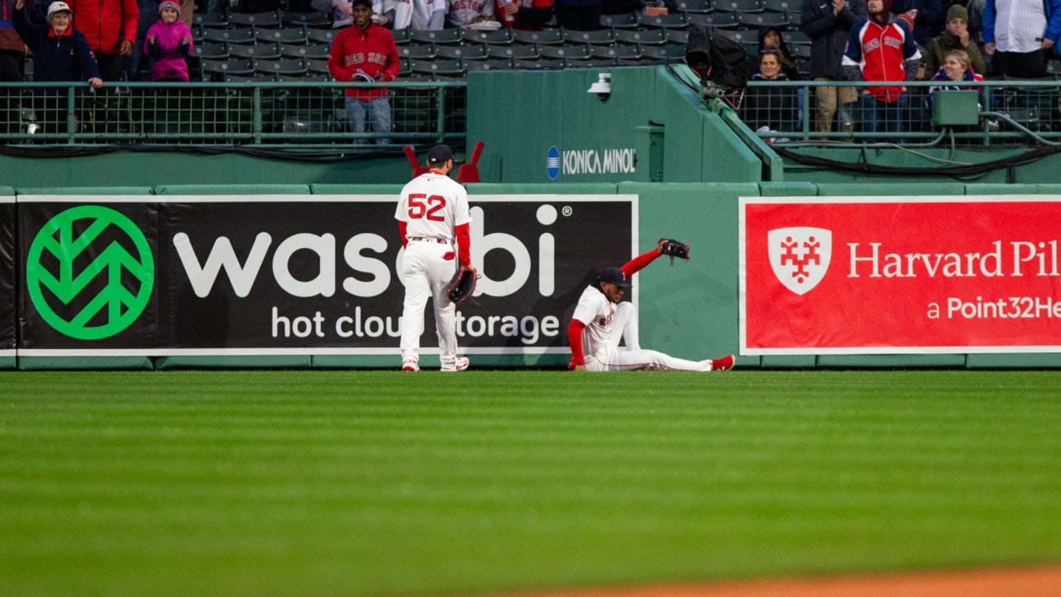 Ceddanne Rafaela's outstanding sliding catch | 04/07/2025 | MLB.com