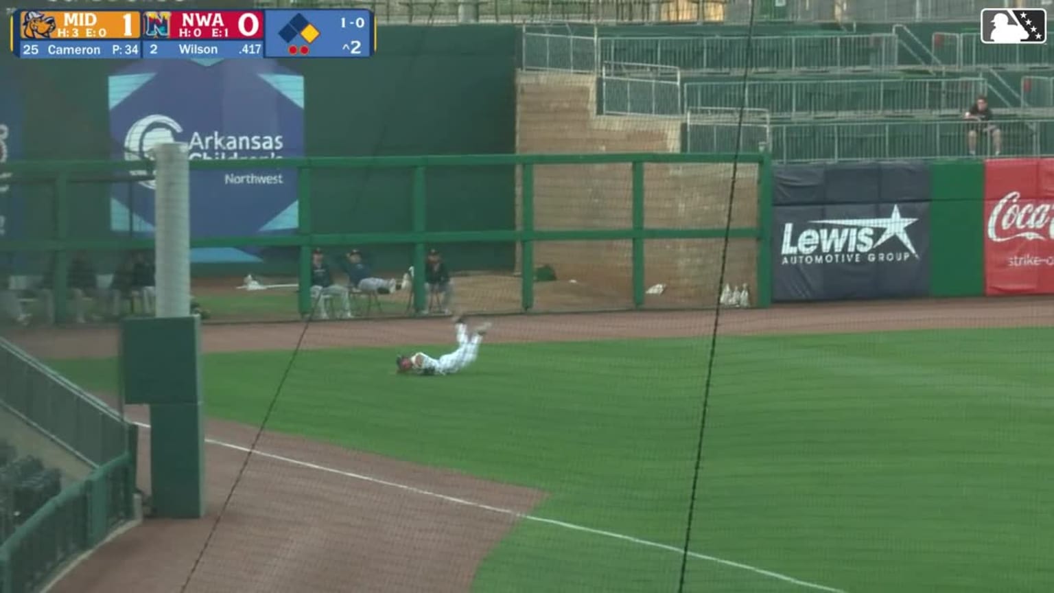 Peyton Wilson makes an incredible diving catch | 04/18/2024 | MLB.com