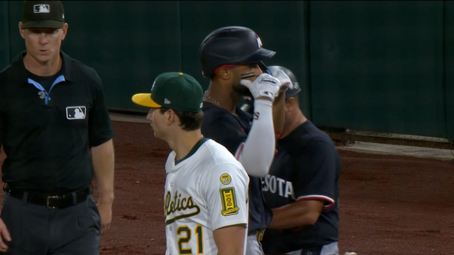 Willi Castro's RBI single | 06/04/2025 | MLB.com