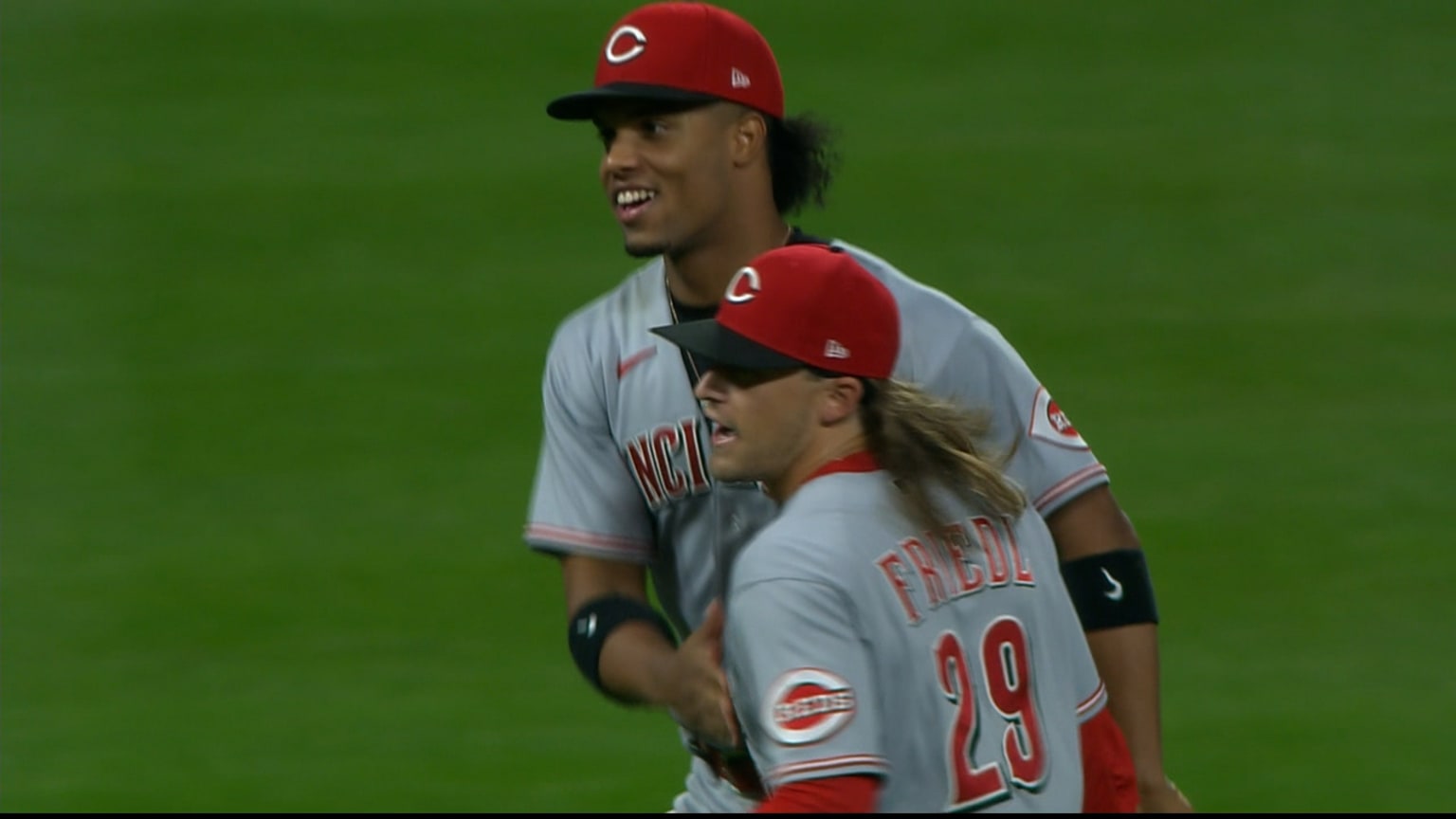 Reds turn a clutch double play in the 10th inning | 09/17/2022 ...