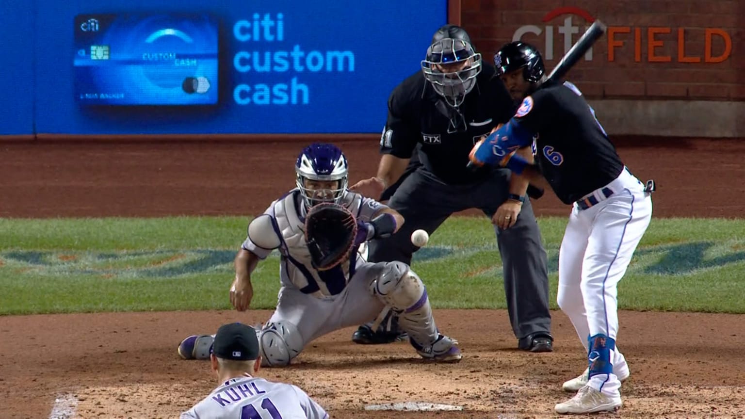 Marte pega un triple de 2 carreras al central | 26/08/2022 | Los Mets ...