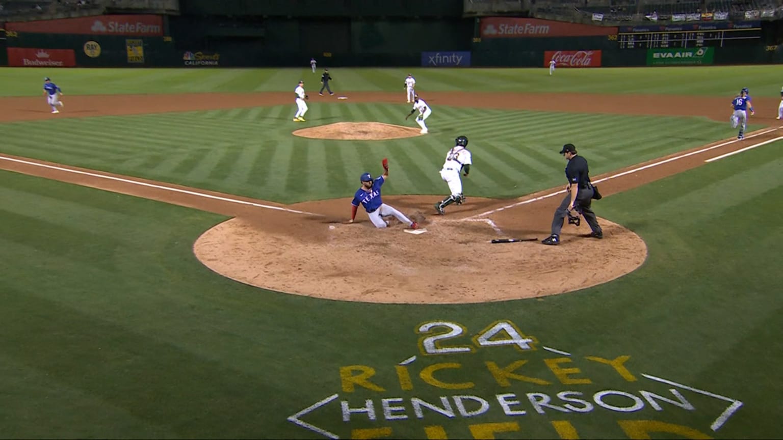 Travis Jankowski's fielder's choice scores a run | 08/07/2023 | Texas ...