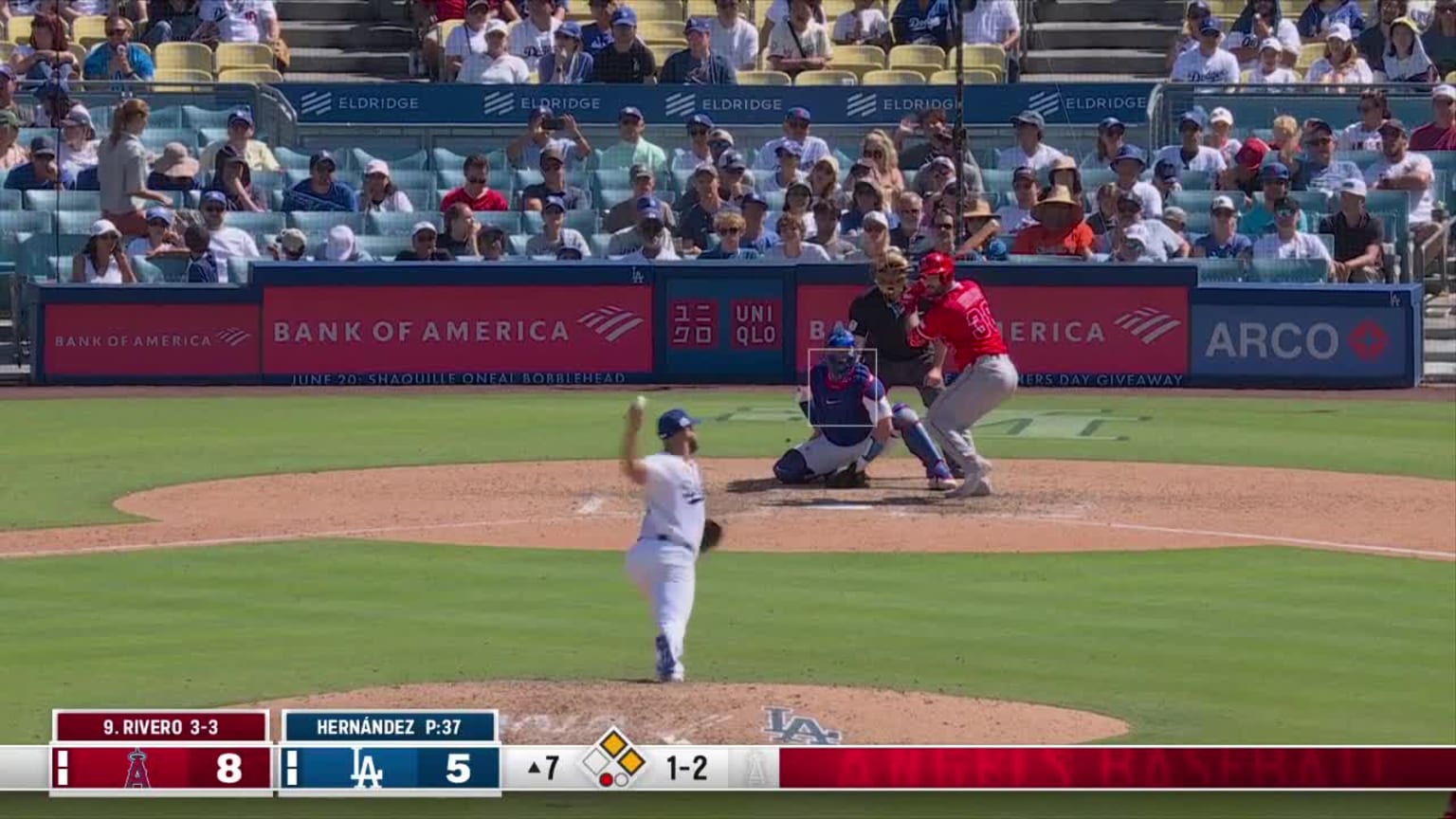 Sebastián Rivero's RBI single | 06/07/2026 | MLB.com