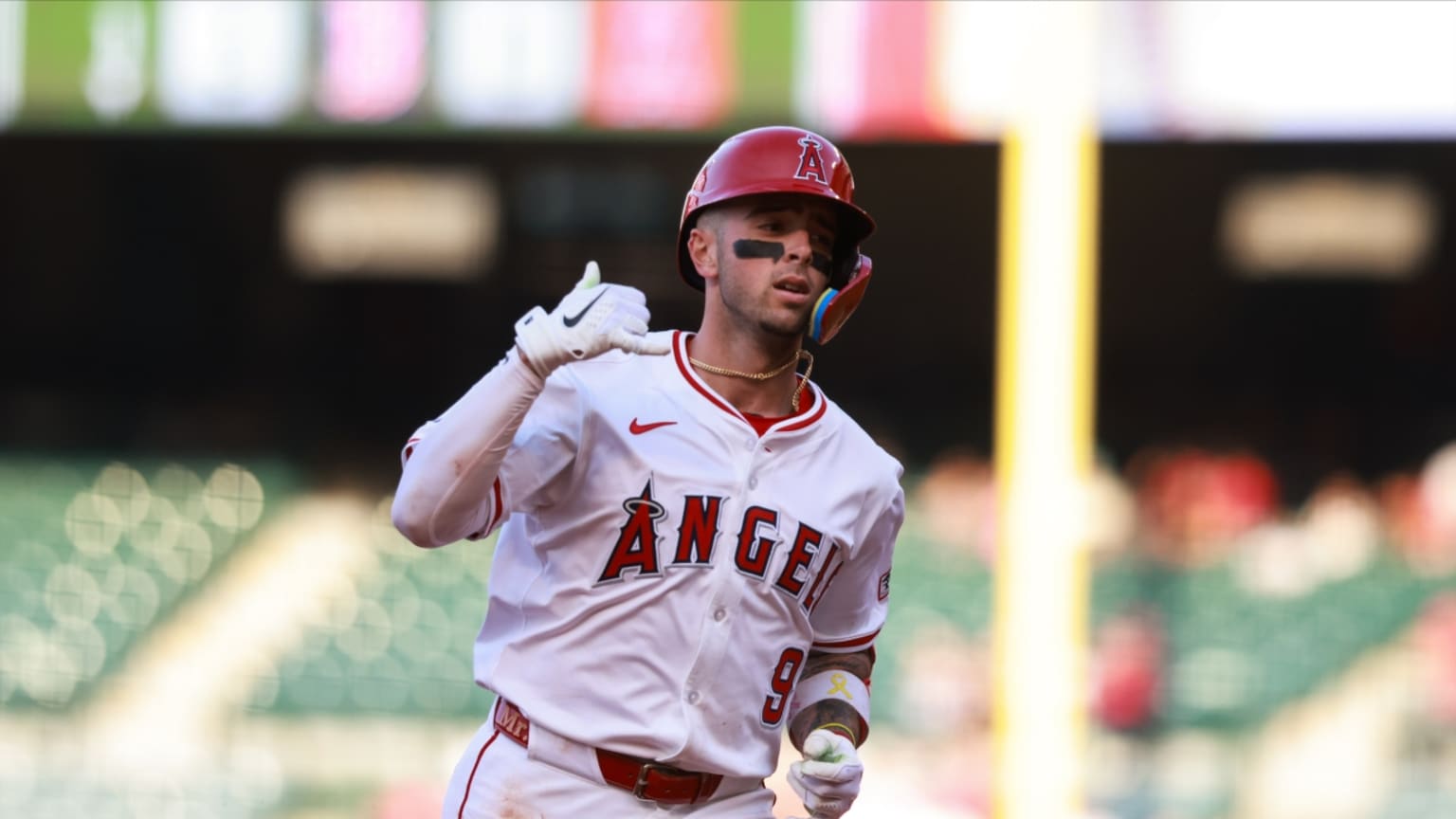 Zach Neto la bota por el central-izquierdo | 23/06/2025 | Los Blue Jays ...