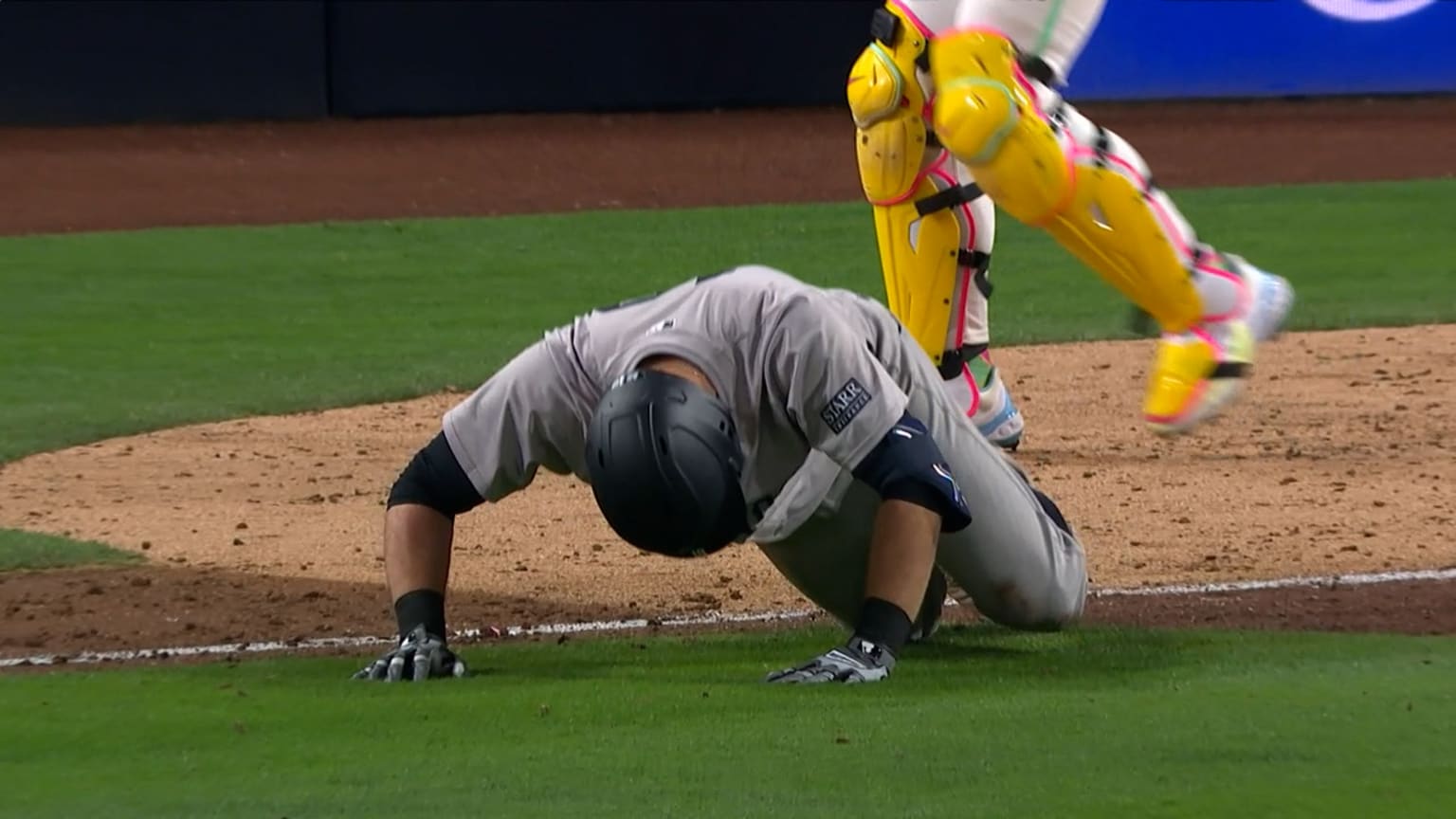 Jon Berti leaves the game with an apparent injury | 05/24/2024 | MLB.com