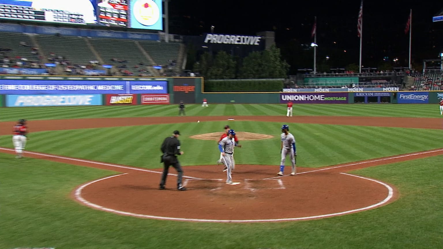 Nate Eaton scampers home on Karinchak's wild pitch | 10/04/2022 ...
