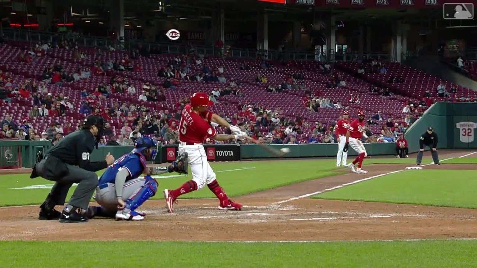 Nick Senzel's RBI single in 7th | 04/25/2023 | Cincinnati Reds