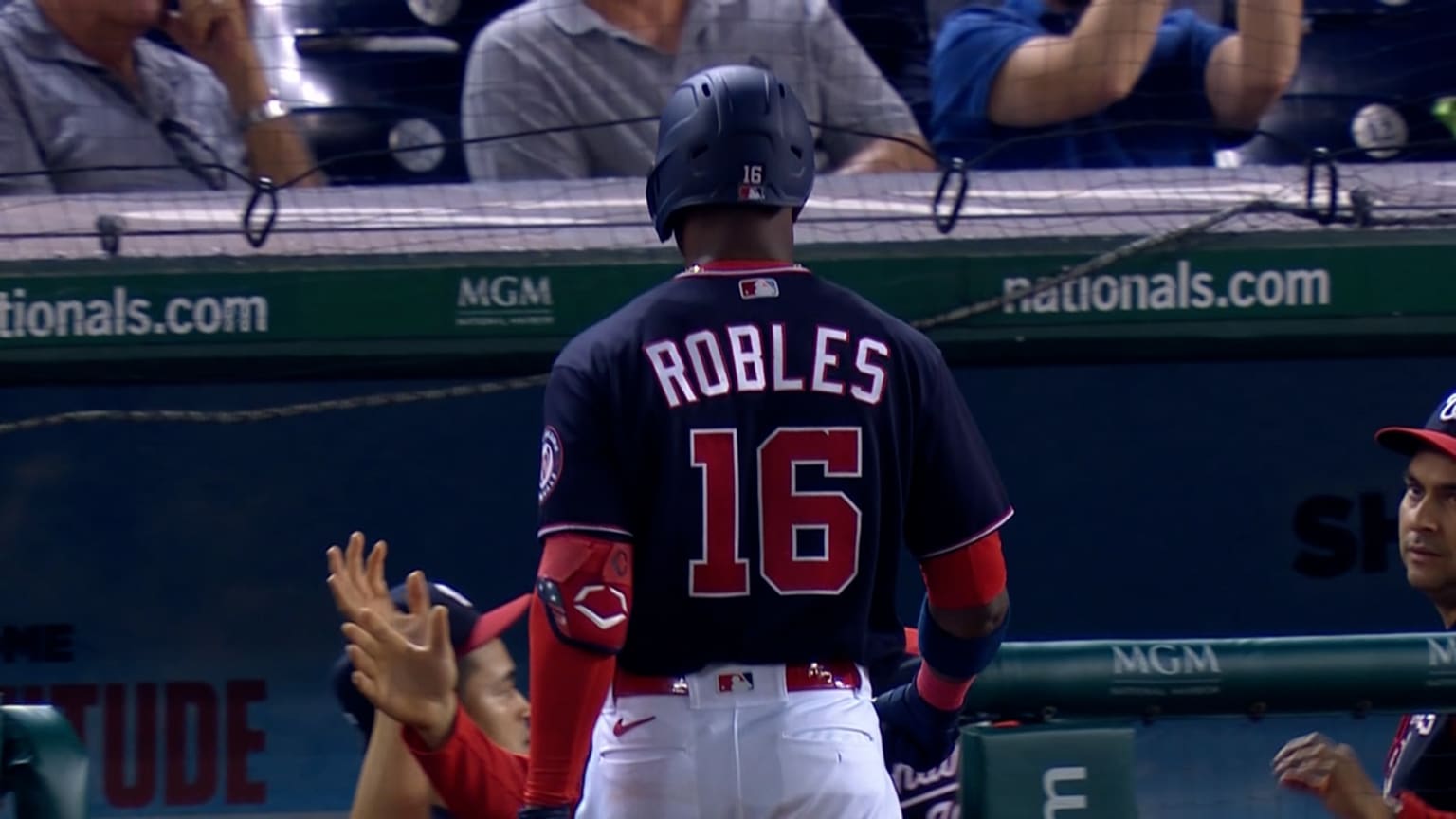 Victor Robles drives in the Nats second run of game | 09/16/2022 ...