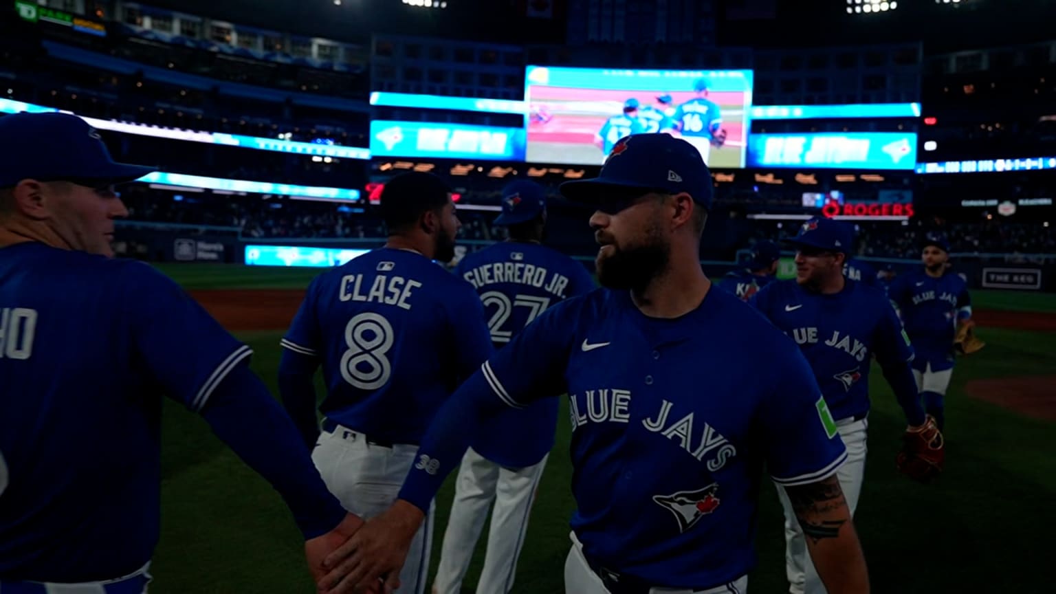 Alejandro Kirk records the final out | 05/21/2025 | Los Angeles Dodgers