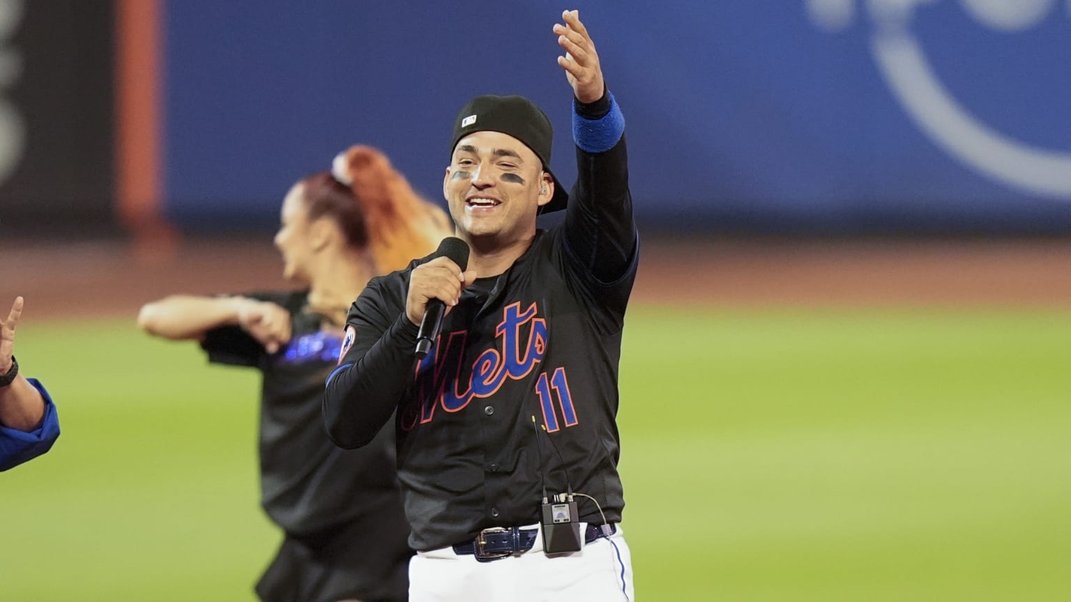 Jose Iglesias performs after the Mets win | 06/28/2024 | New York Mets