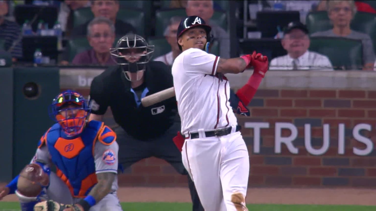 Orlando Arcia demolishes a game-tying homer to left | 06/08/2023 ...