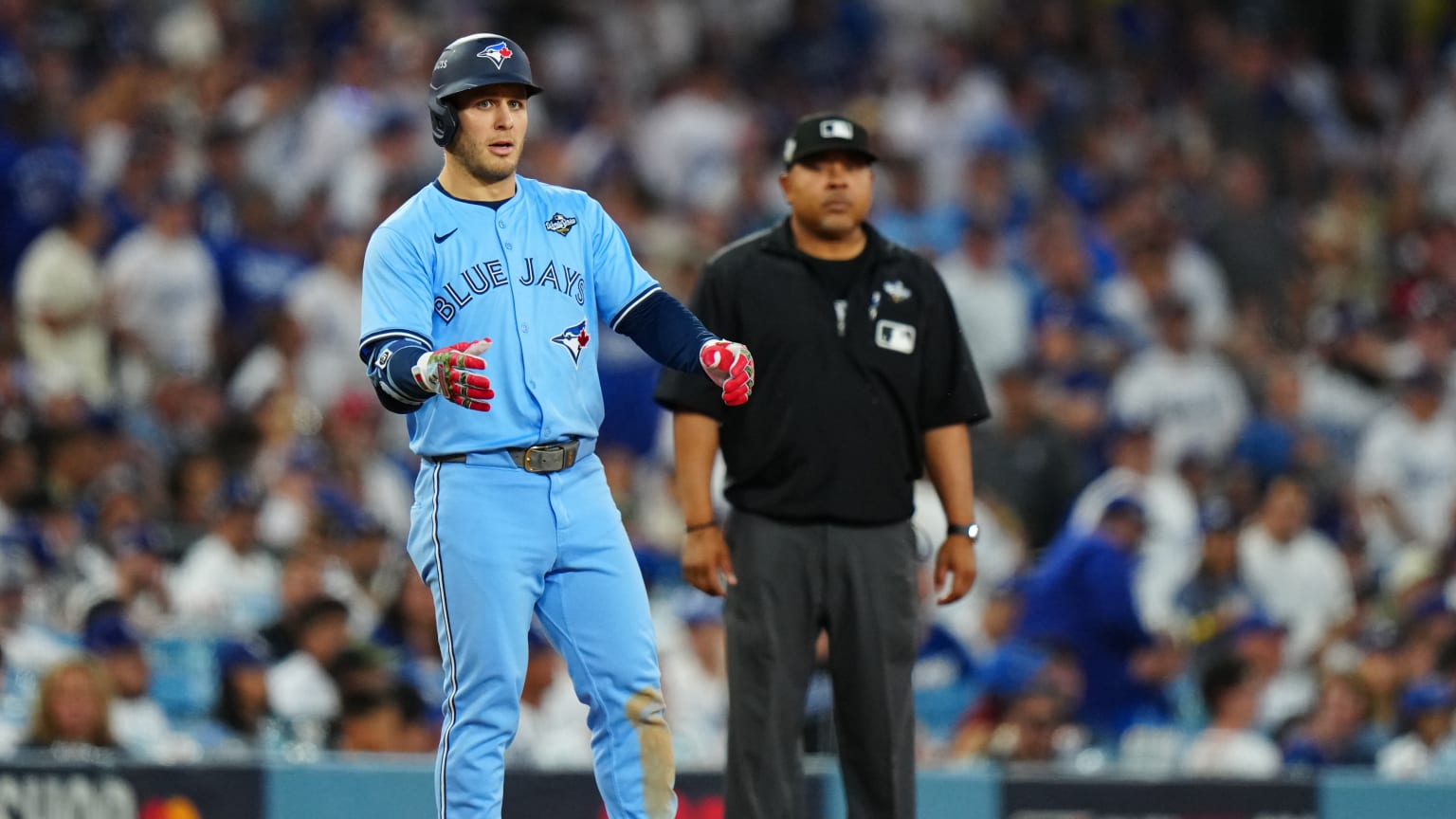 Daulton Varsho leads off 4th with a triple | 10/29/2025 | Toronto Blue Jays