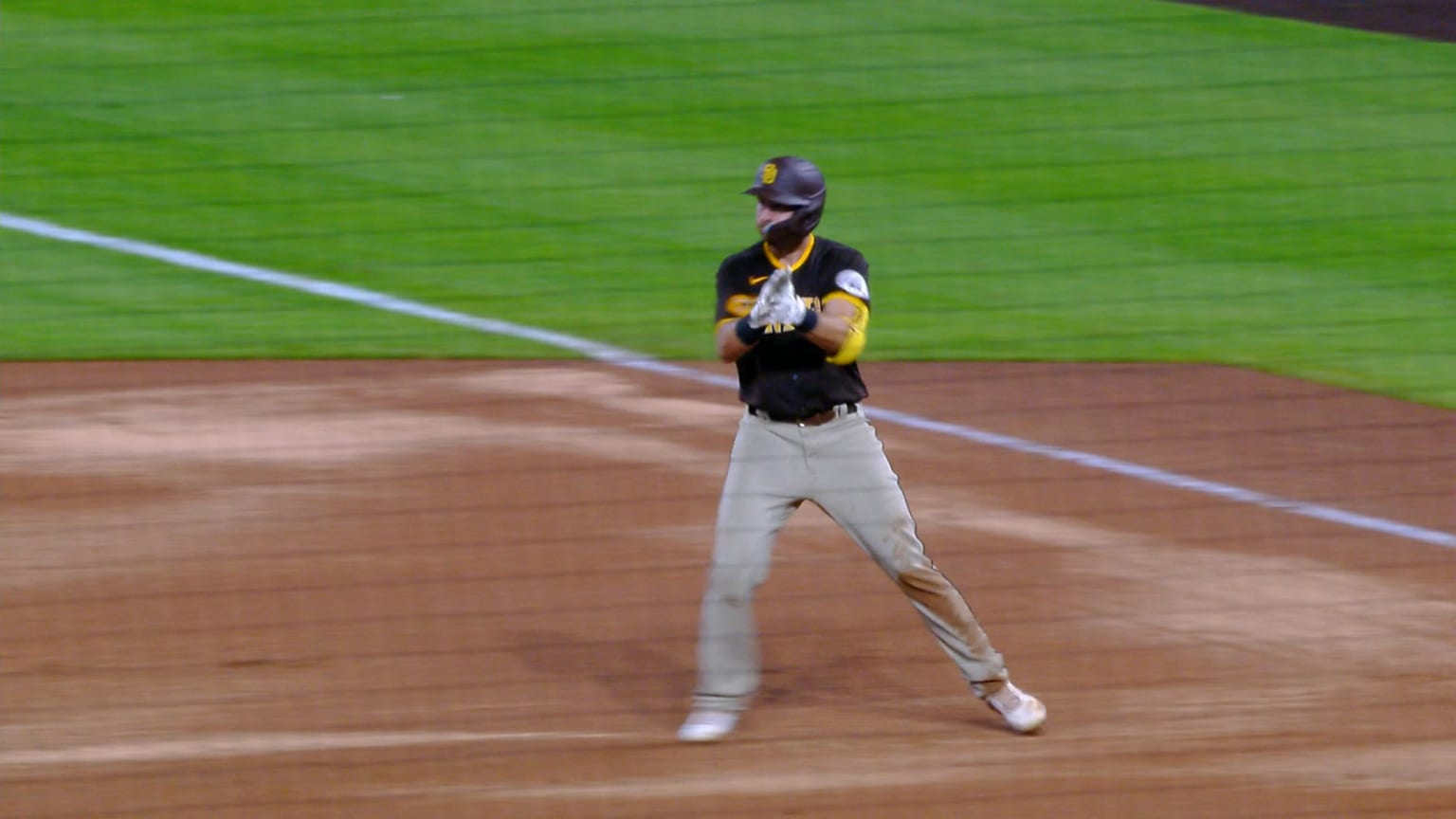 Matthew Batten plates a run with a single | 07/31/2023 | San Diego Padres