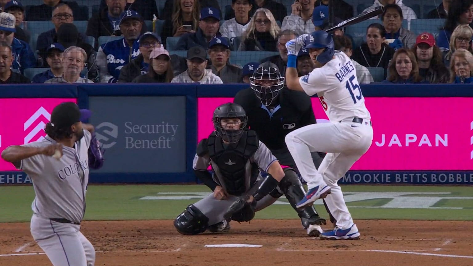 Austin Barnes' two-run double | 04/16/2025 | Los Angeles Dodgers